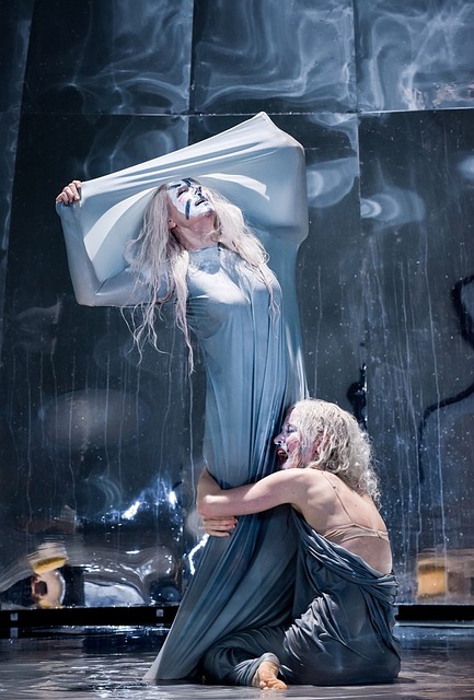 Deutsches Theater Berlin: Kritik von "Persona" - Anna Bergmann